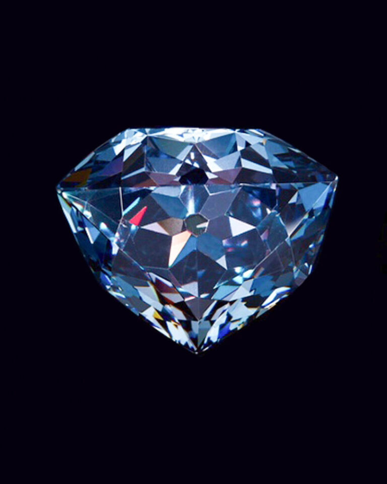 20 Most Expensive Diamonds in the World - Fame & Frills