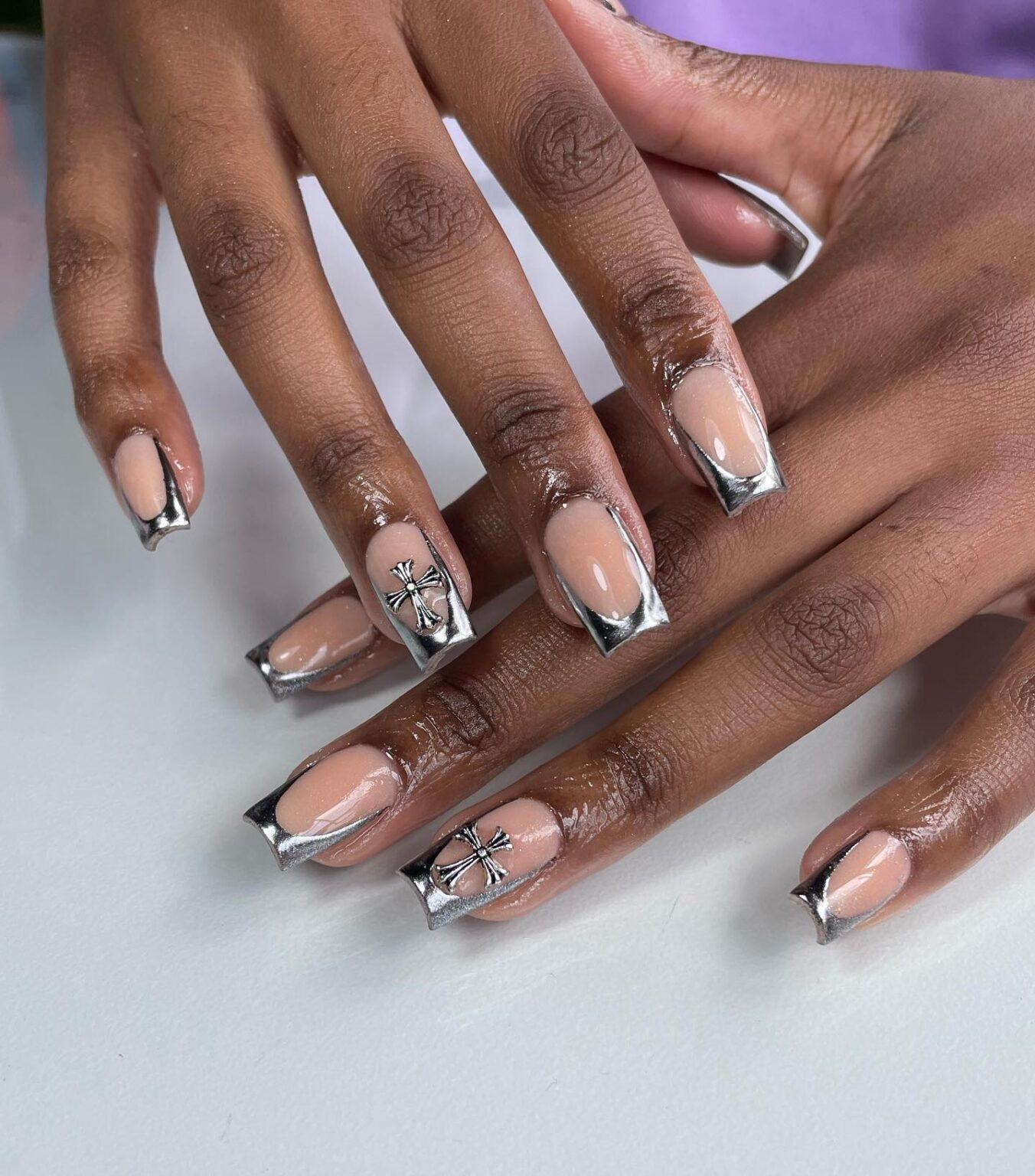 22 Chrome Nail Ideas You’ll Want to Try - Fame & Frills