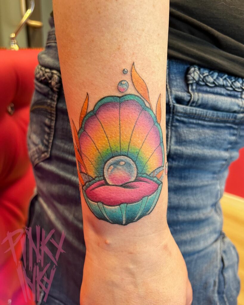24 Seashell Tattoos Trending Ideas For Women - Fame & Frills