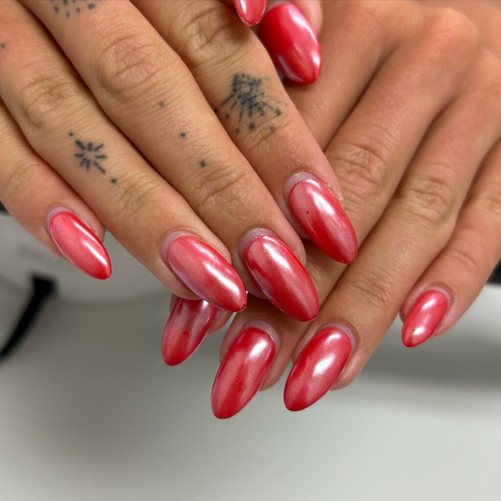16 Chic Chrome Nails for a Glamorous Look - Fame & Frills