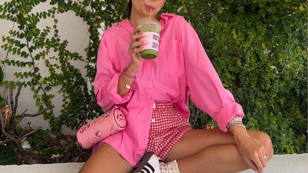 20 Comfy Summer Outfits for Women - Fame & Frills