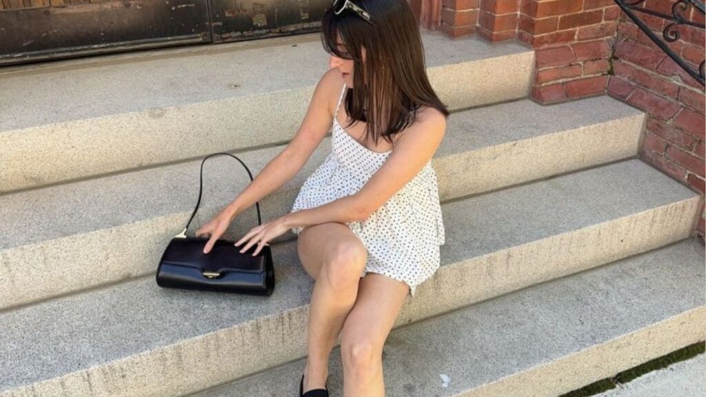 20 Casual Chic Outfits Perfect for Sunny Days - Fame & Frills