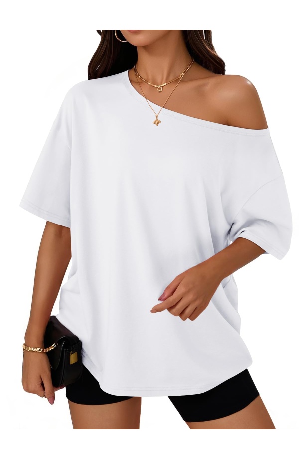 22 Chic Greece Outfit Ideas for Your Summer Escape - Fame & Frills
