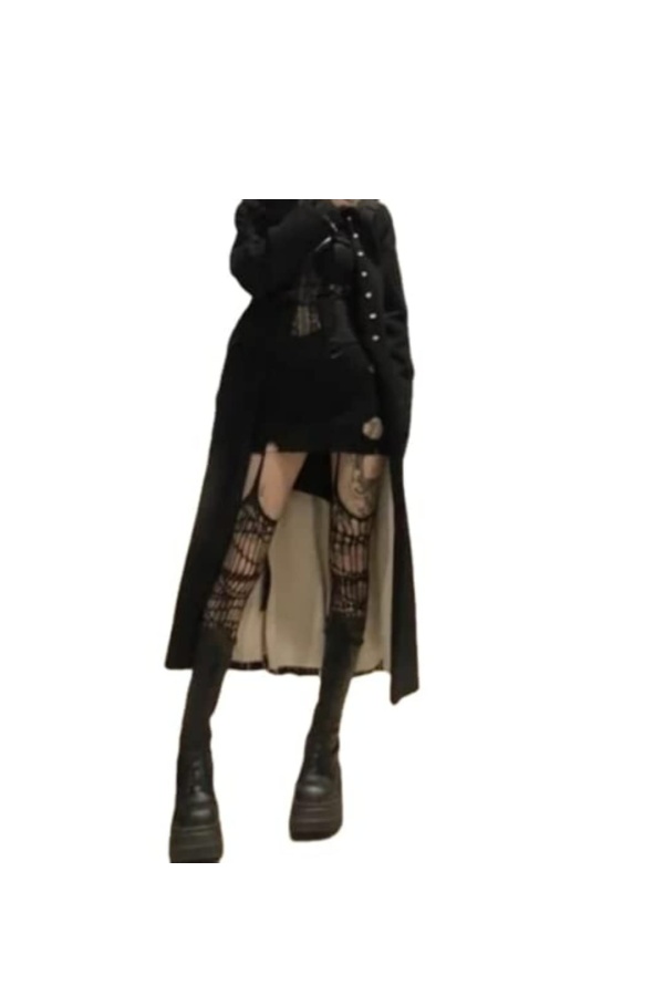 21 Gothic Outfits That Every Woman Should Try - Fame & Frills