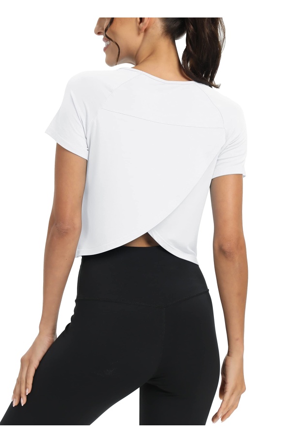22 Gym Outfit Ideas for Every Workout - Fame & Frills