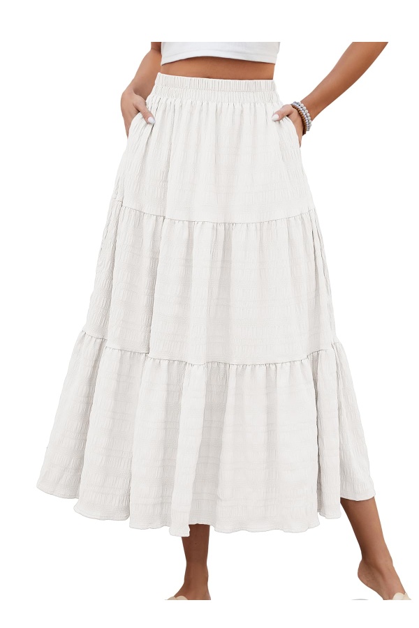 15 Fall Skirt Outfits You’ll Be Obsessed With This Season - Fame & Frills