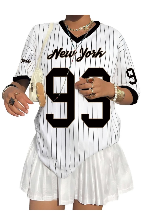 23 Cool and Casual Jersey Outfit Combinations - Fame & Frills