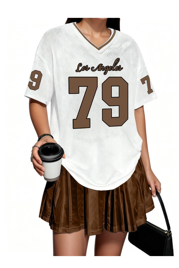 23 Cool and Casual Jersey Outfit Combinations - Fame & Frills